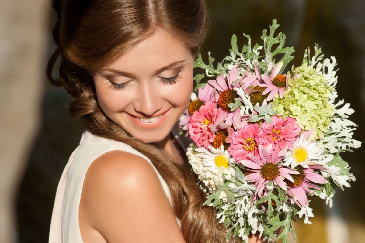 5 Bouquets That Every Bride Should Choose For Her Wedding Time News
