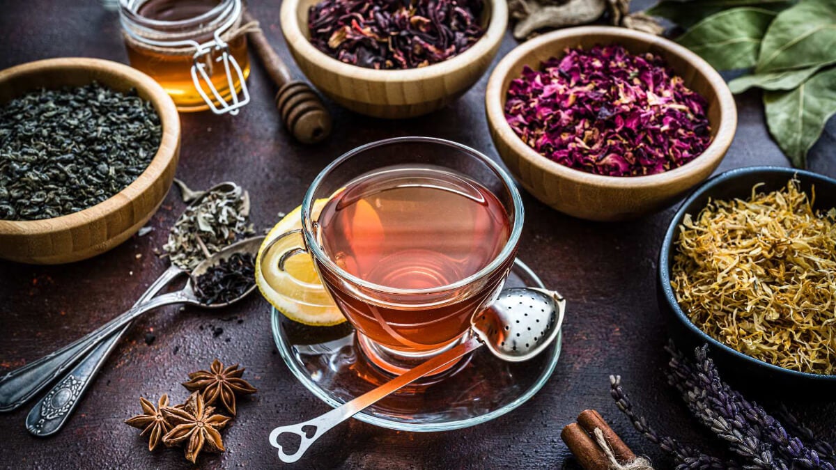 Descubre 10 beneficios de tomar té - Mejor con Salud