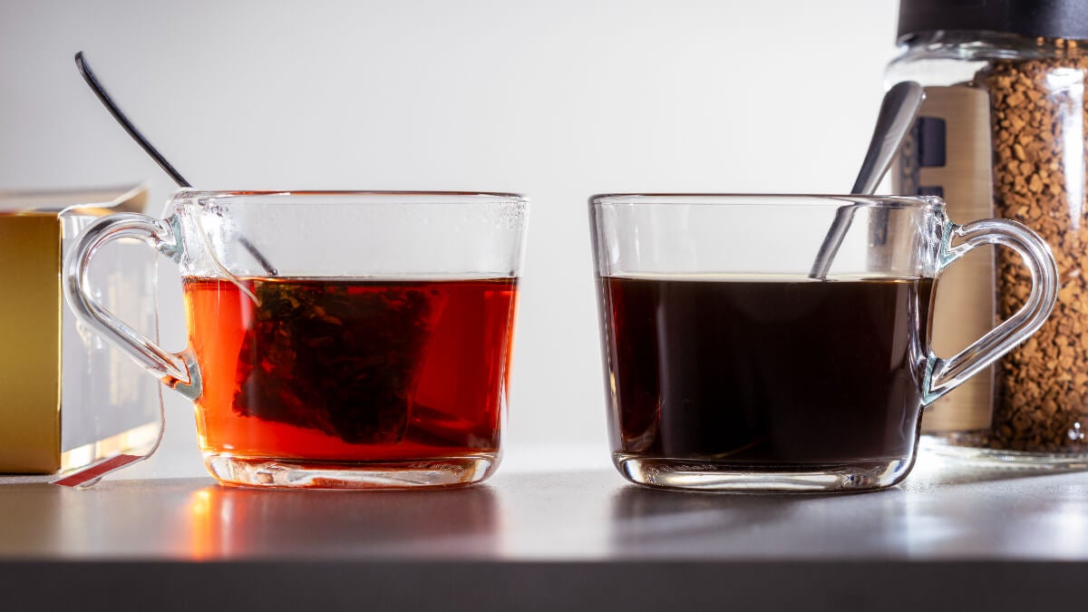 Té vs. café, cómo elegir el mejor según la ciencia - Mejor con Salud