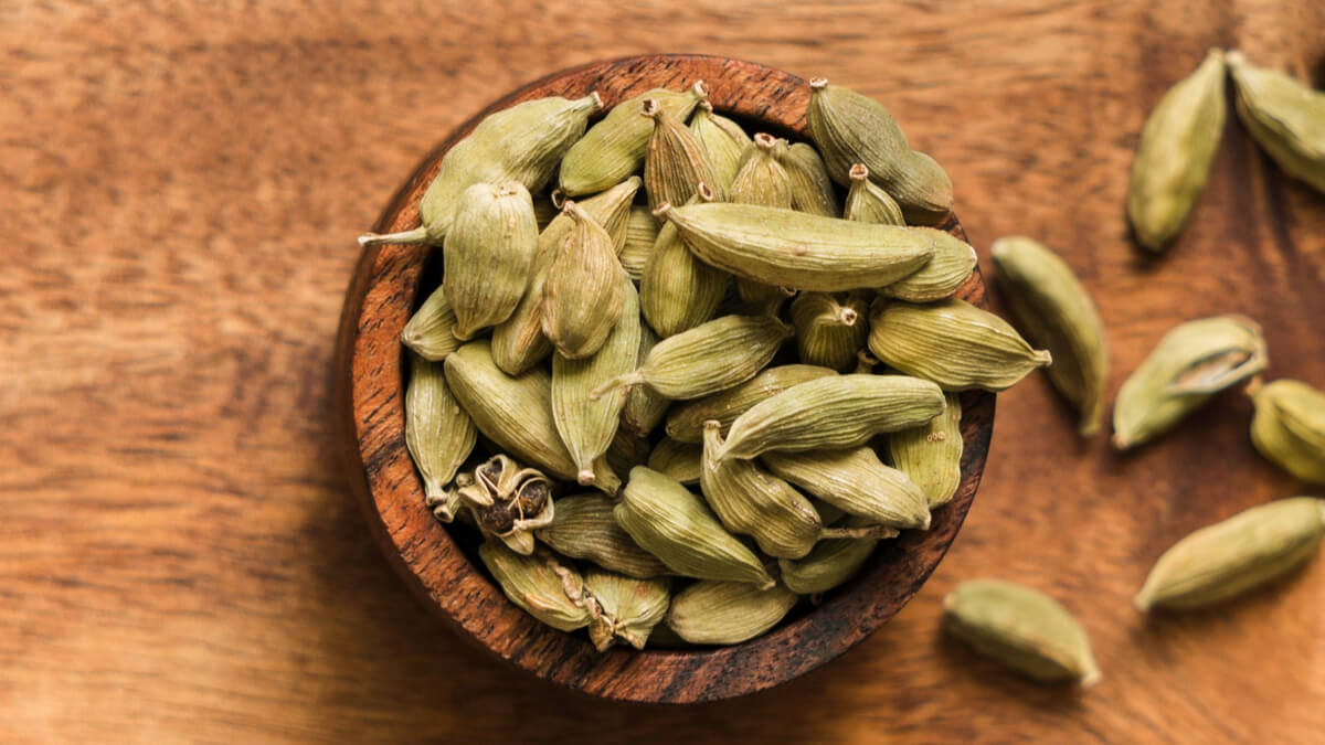 La “reina de las especias”: propiedades del cardamomo y cómo usarlo en ...