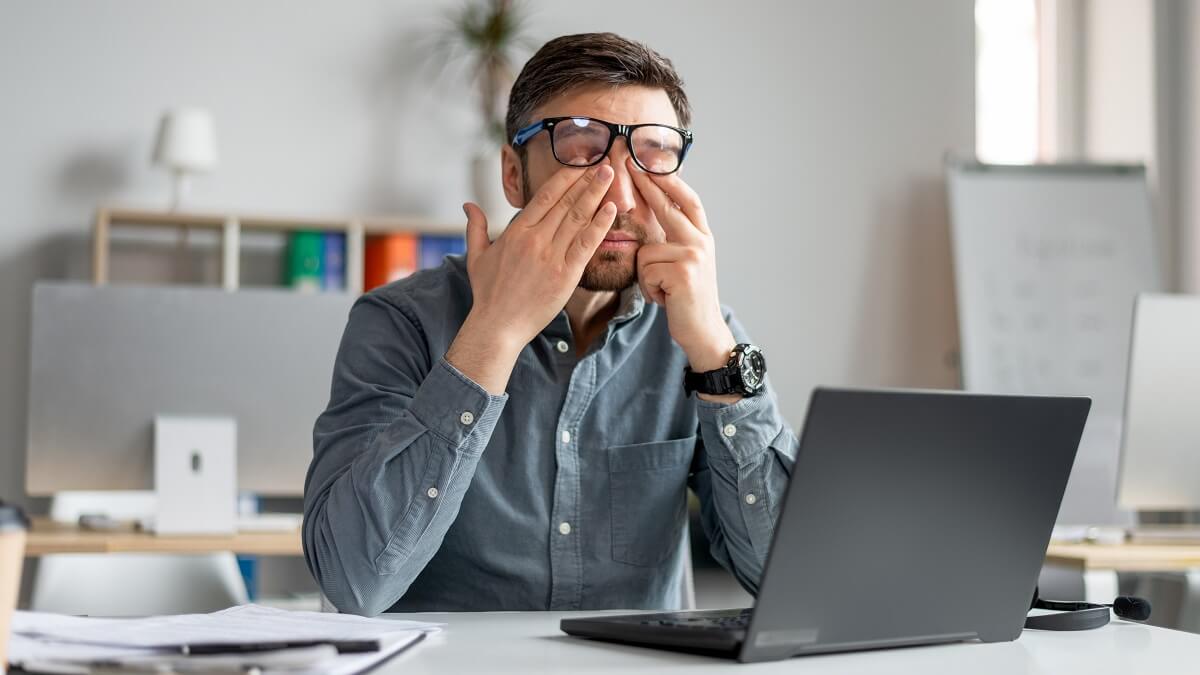 La regla 20-20-20 contra la fatiga visual: cómo aplicarla según los ...